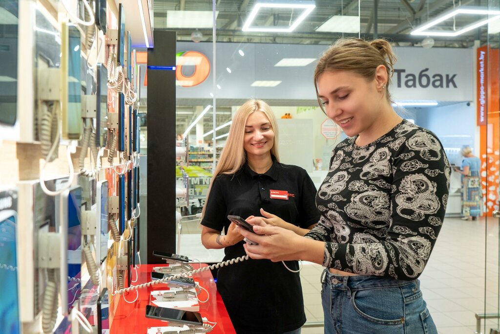 Cep telefonu ve aksesuarları satış mağazaları Mts, Minsk, foto