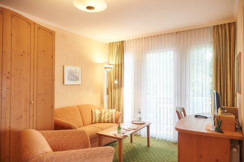 Otel Hotel Hubertus Mit Neumanns Ponyhof, Aşağı Saksonya, foto