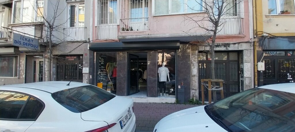 Giyim mağazası Plus Moda, İstanbul, foto