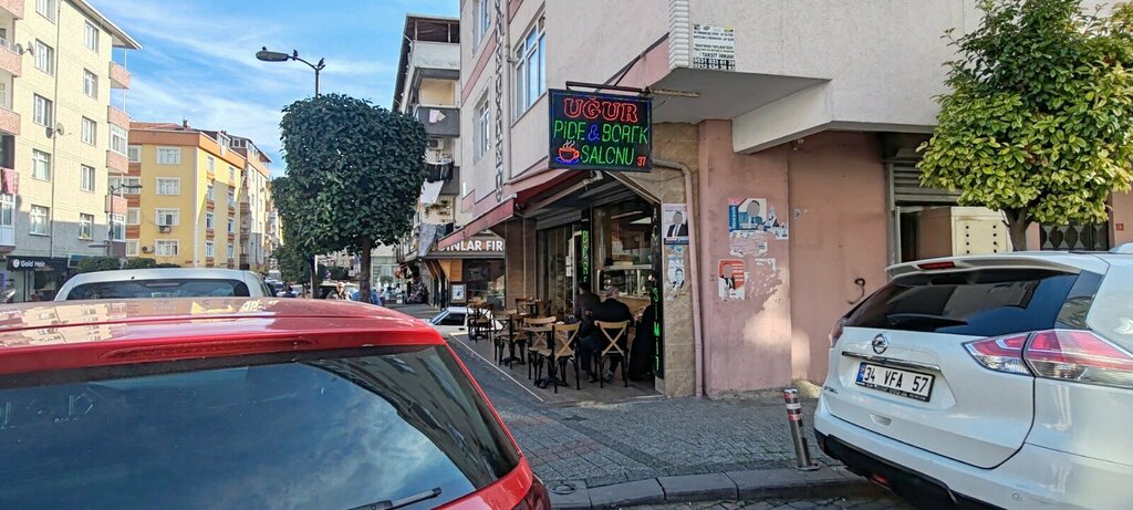 Yemek salonu, gastromarket Uğur, İstanbul, foto