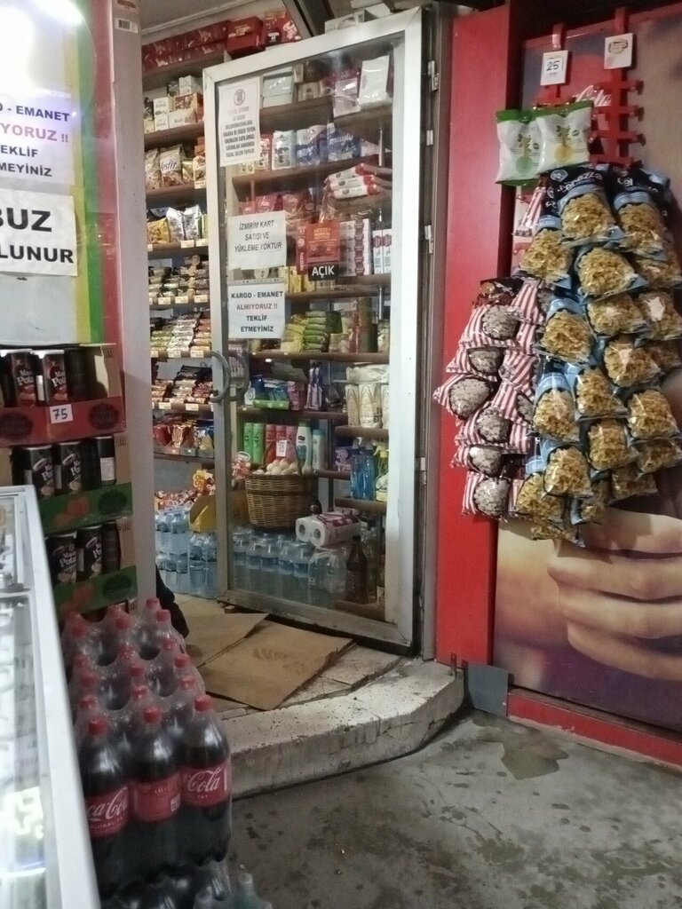 Süpermarket Demir, İzmir, foto