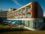 Georg Ots SPA Hotel (Saare County, Saaremaa Parish, Kuressaare, Tori tänav, 2), otel  Kuressaare'den