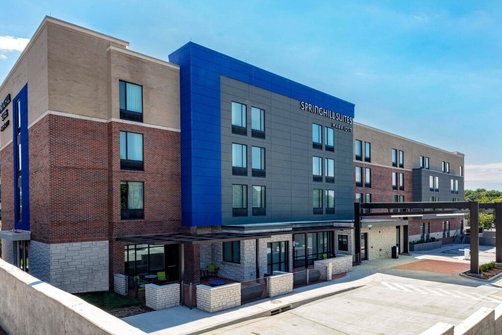 Otel SpringHill Suites Kansas City Plaza, Kansas City, foto