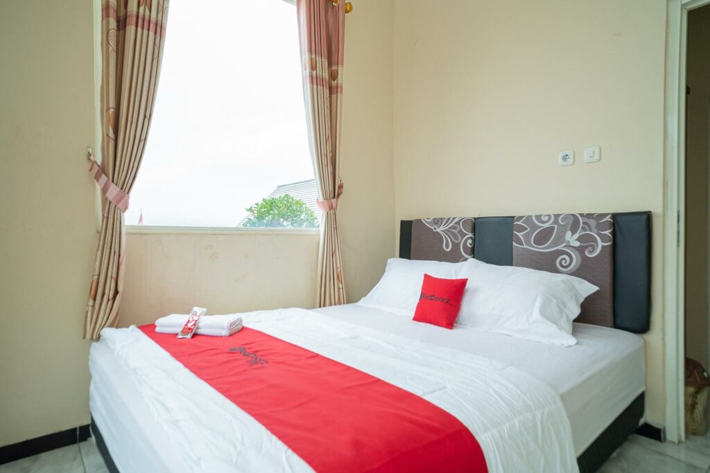 Otel Oyo 1692 Villa Akbar 3, , foto