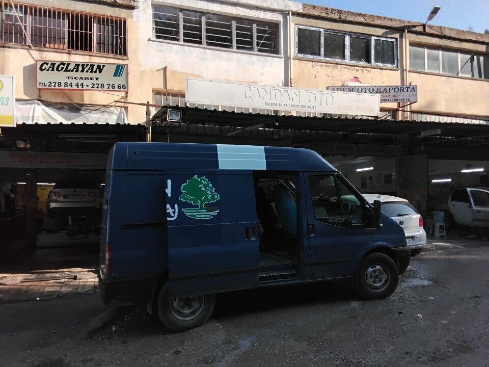 Otomobil servisi Candan Oto, İzmir, foto