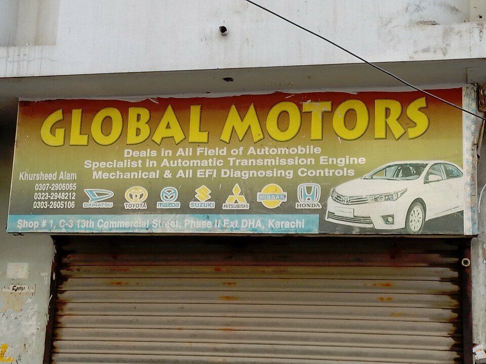 Otomobil servisi Global motors, Karaçi, foto