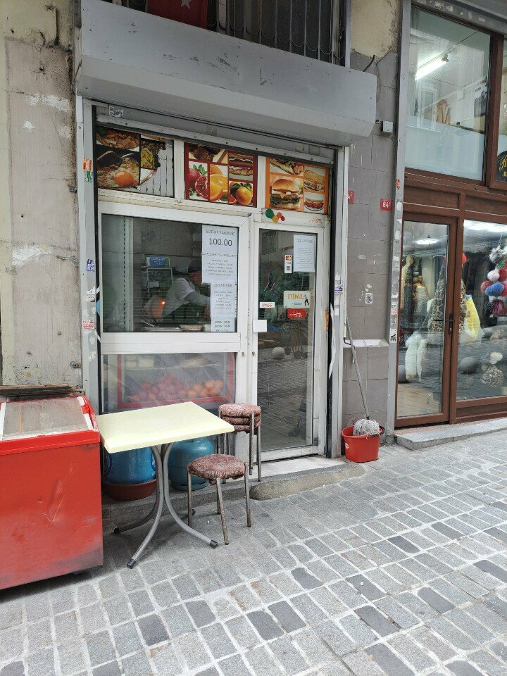 Fast food Şafak Büfe, İstanbul, foto