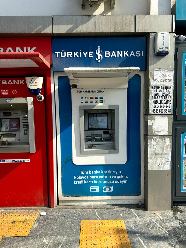 ATM'ler Türkiye İş Bankası, İstanbul, foto