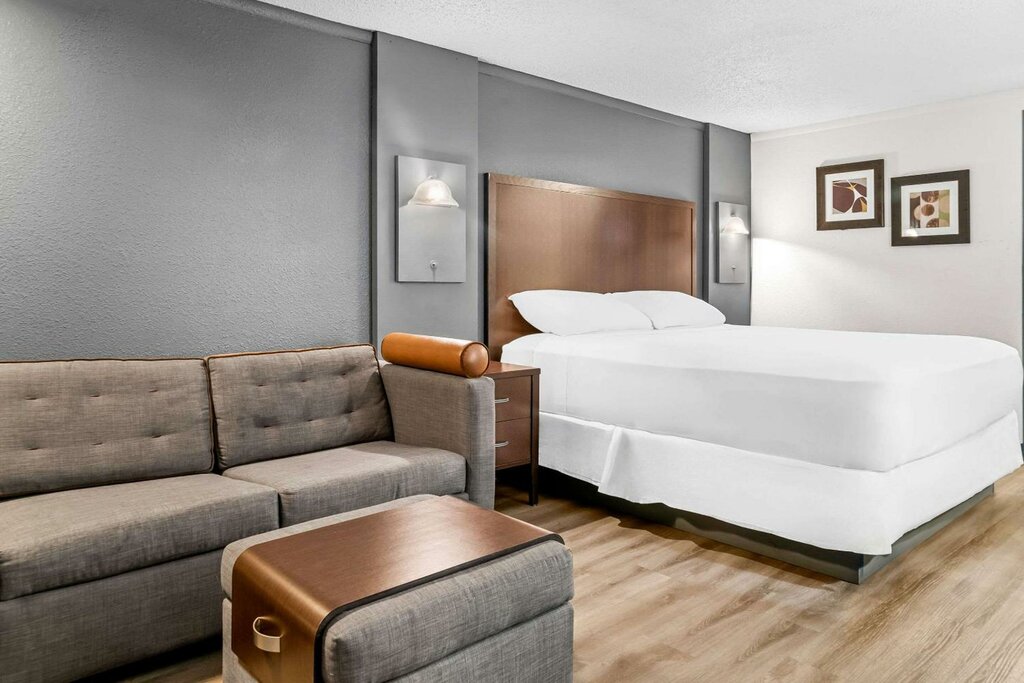 Otel Rodeway Inn & Suites, Saginaw, foto
