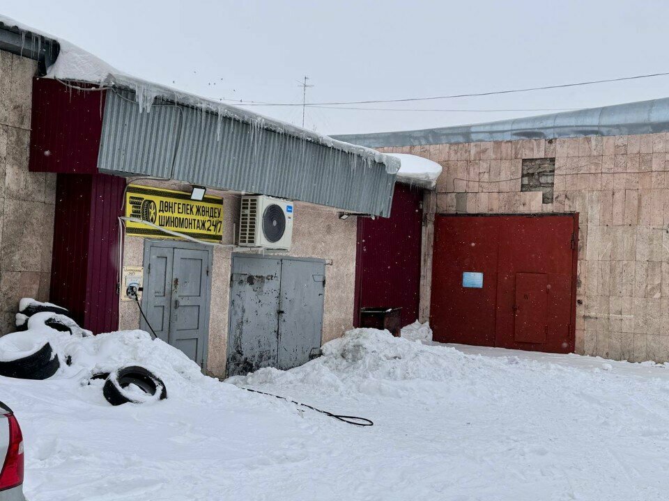 Oto lastik tamiri Tire Fitting, Karağandı, foto