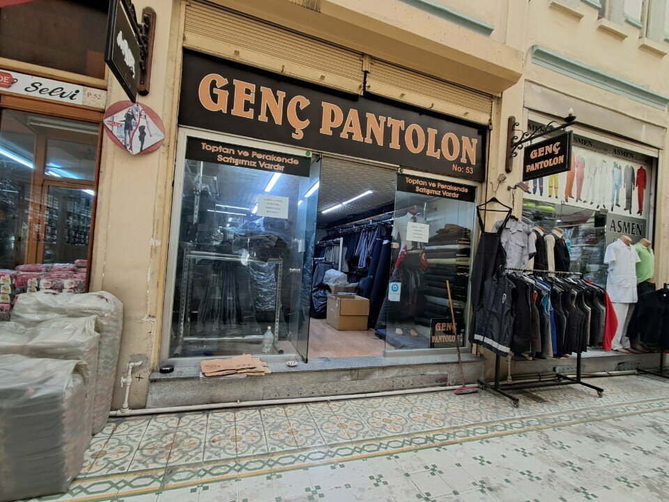 Giyim mağazası Genç Pantolon Dünyası, İzmir, foto