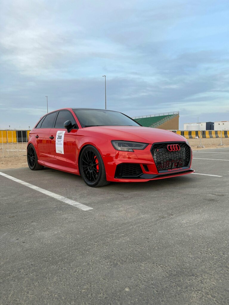 Otomobil servisi R One Performance Auto Repairing, Dubai, foto