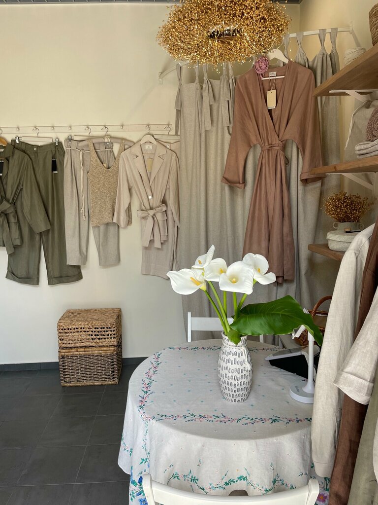 Giyim mağazası Авторская одежда изо льна Eq22, Soçi, foto