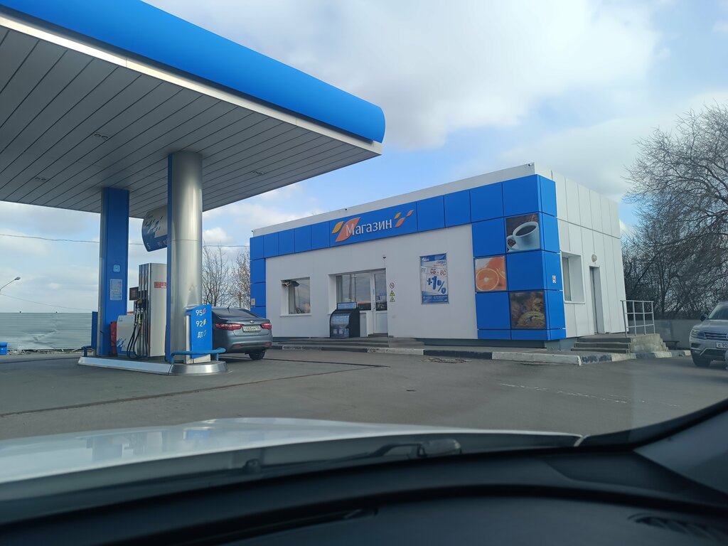 Benzin istasyonu Gazprom, Voronejskaya oblastı, foto