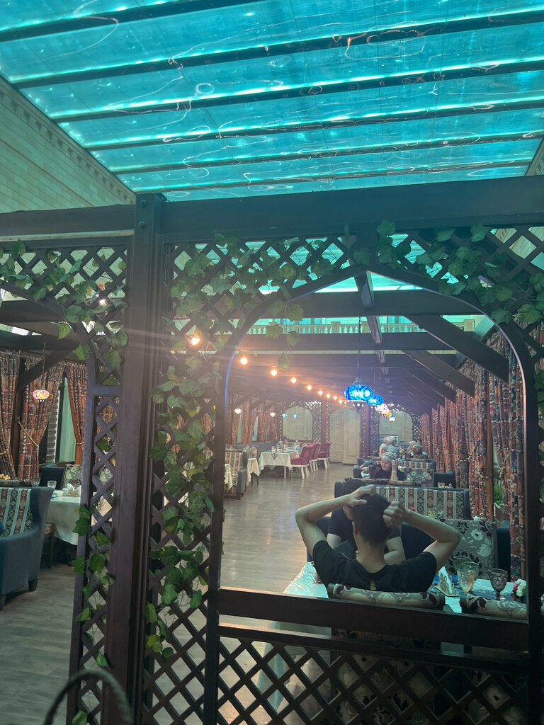 Kafe Ismail Ata Chaykhanasy, Oş İli, foto