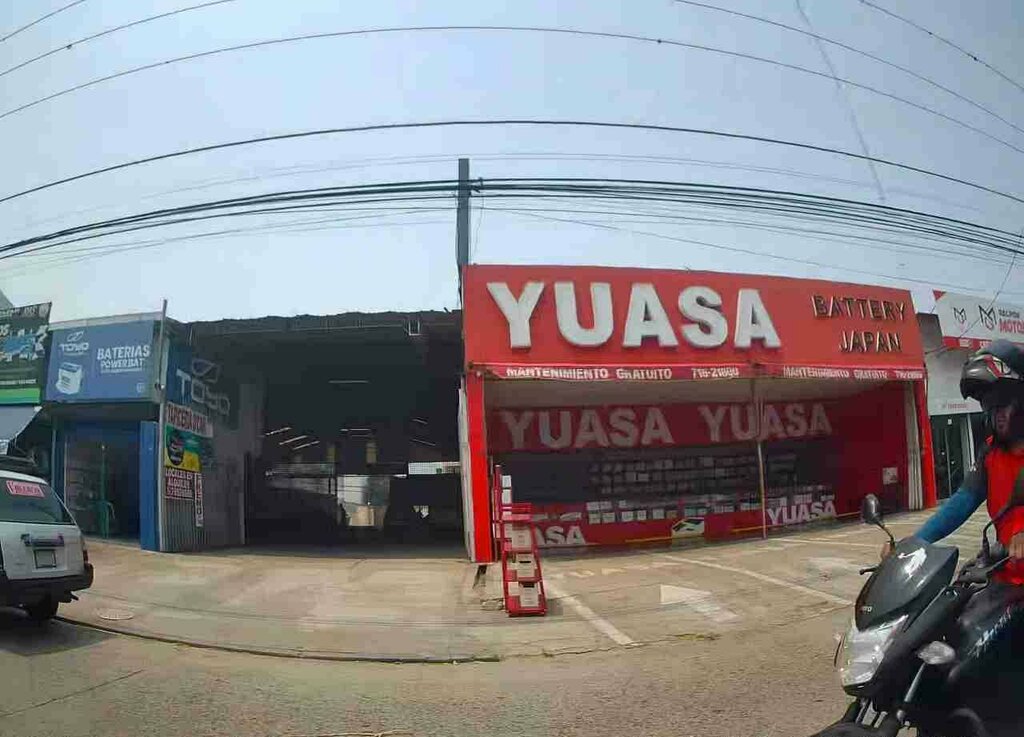 Oto döşeme Tapicería D'car, Santa‑Krus, foto
