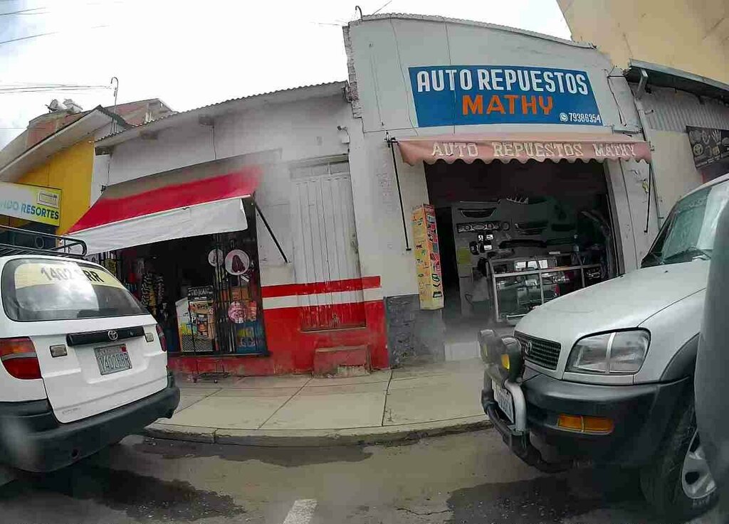 Motosiklet yedek parçaları Zamec Autorepuestos, Cochabamba, foto