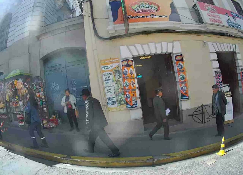 Eğitim merkezleri King of Kings Institute, La Paz, foto
