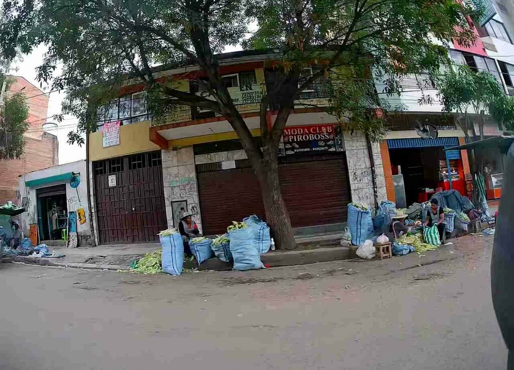 Giyim mağazası Moda Club Piroboss, Cochabamba, foto