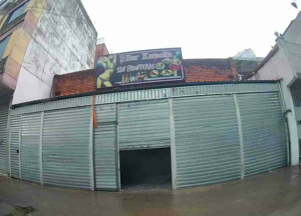 Bar Sin Fronteras, Santa‑Krus, foto