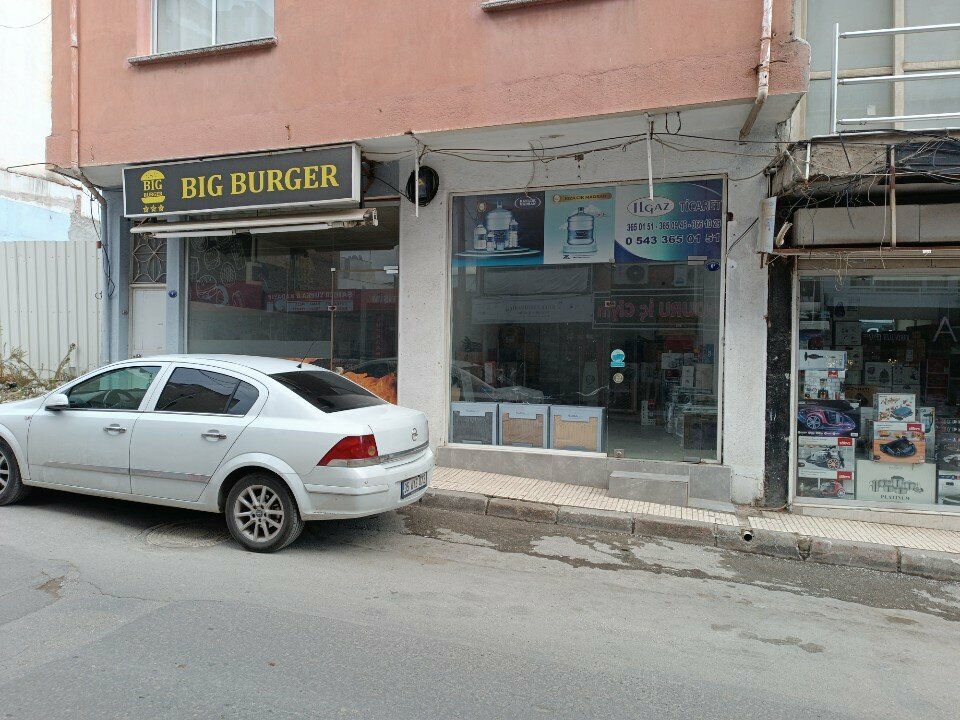 Su satışı Ilgaz Ticaret İpragaz ve Sirma su bayii, İzmir, foto