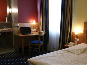 Hotel Rauch (Wasserstraße No:6, Attendorn), otel  Attendorn'dan