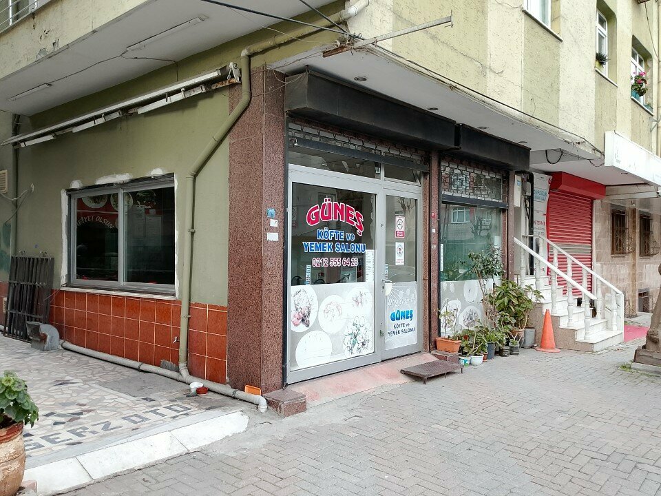 Yemek şirketleri Güneş Köfte Ve Yemek Salonu, İstanbul, foto