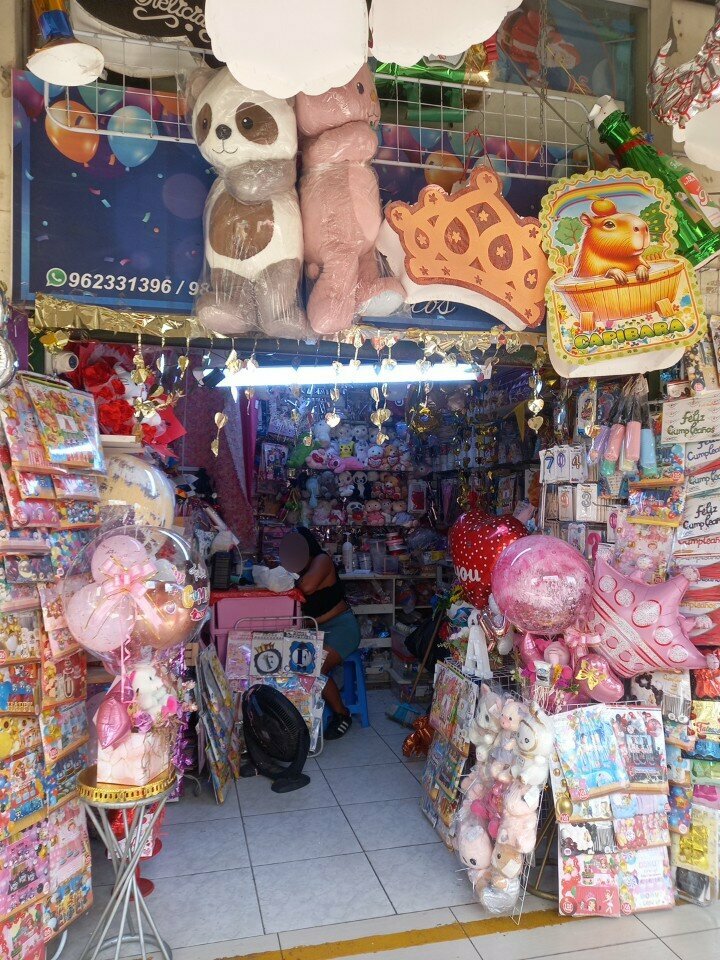 Hediyelik eşya mağazaları Fanny Fiesta, Lima, foto