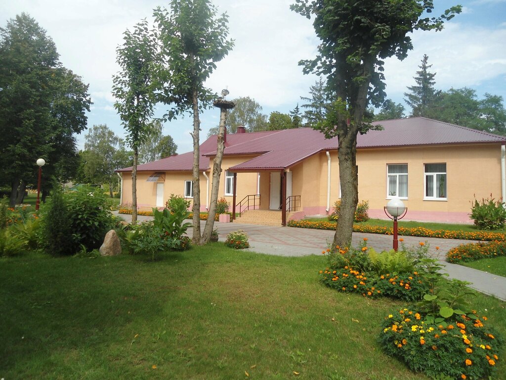 Müzik okulları ve konservatuarlar Музыкальная школа, Beriozovka, foto