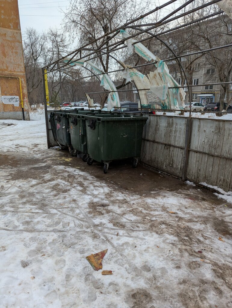 Çöp alanları Trash and garbage disposal area, Yekaterinburg, foto