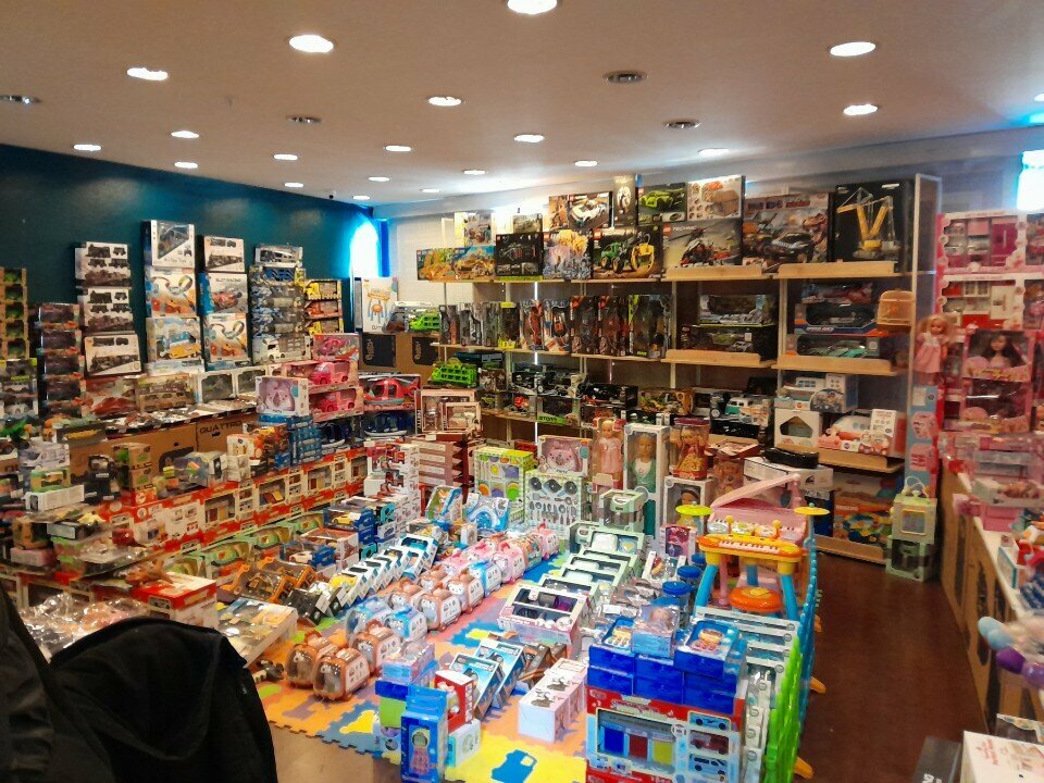 Çocuk oyunları ve oyuncakları Oyuncak kampanyası-nenna, İstanbul, foto