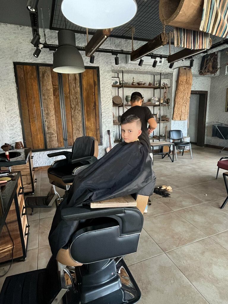 Berberler Yasin Ay Erkek Kuaförü, İstanbul, foto
