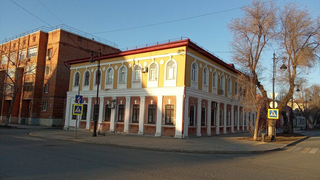 Turistik yerler Особняк конец XIX века Эклектика, Orenburg, foto