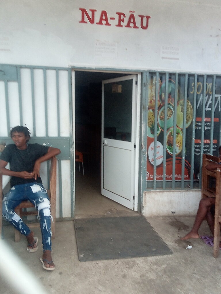 Market Na fãu, Loanda, foto