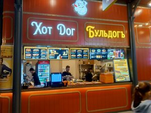 Kafe Hot Dog Bulldog, Saint‑Petersburg, foto