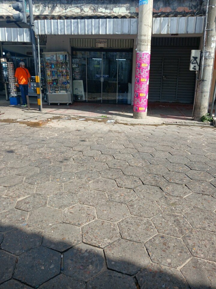 Optik Venta de gafas Vallegrande, Santa‑Krus, foto