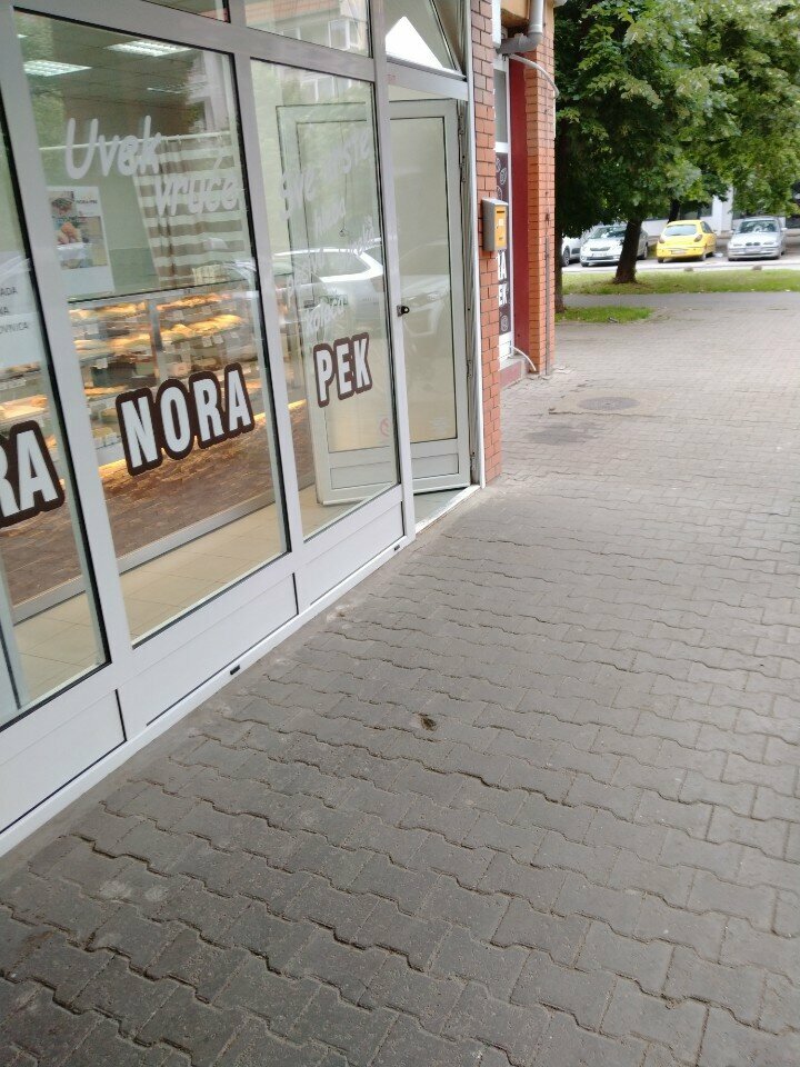 Ekmek fırını Nora, Novi Sad, foto