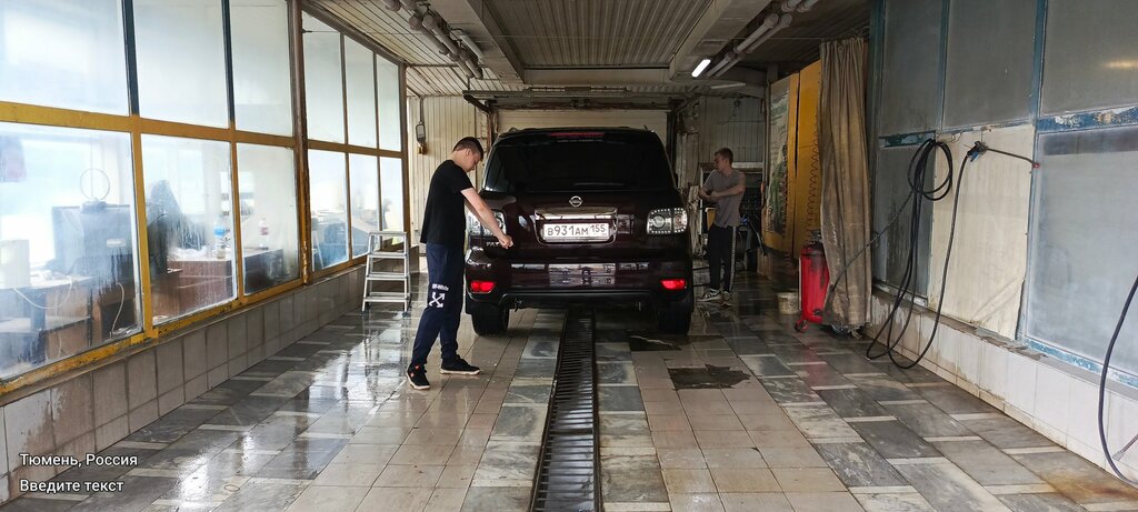 Otomobil servisi Avtokompleks, Tiumen, foto