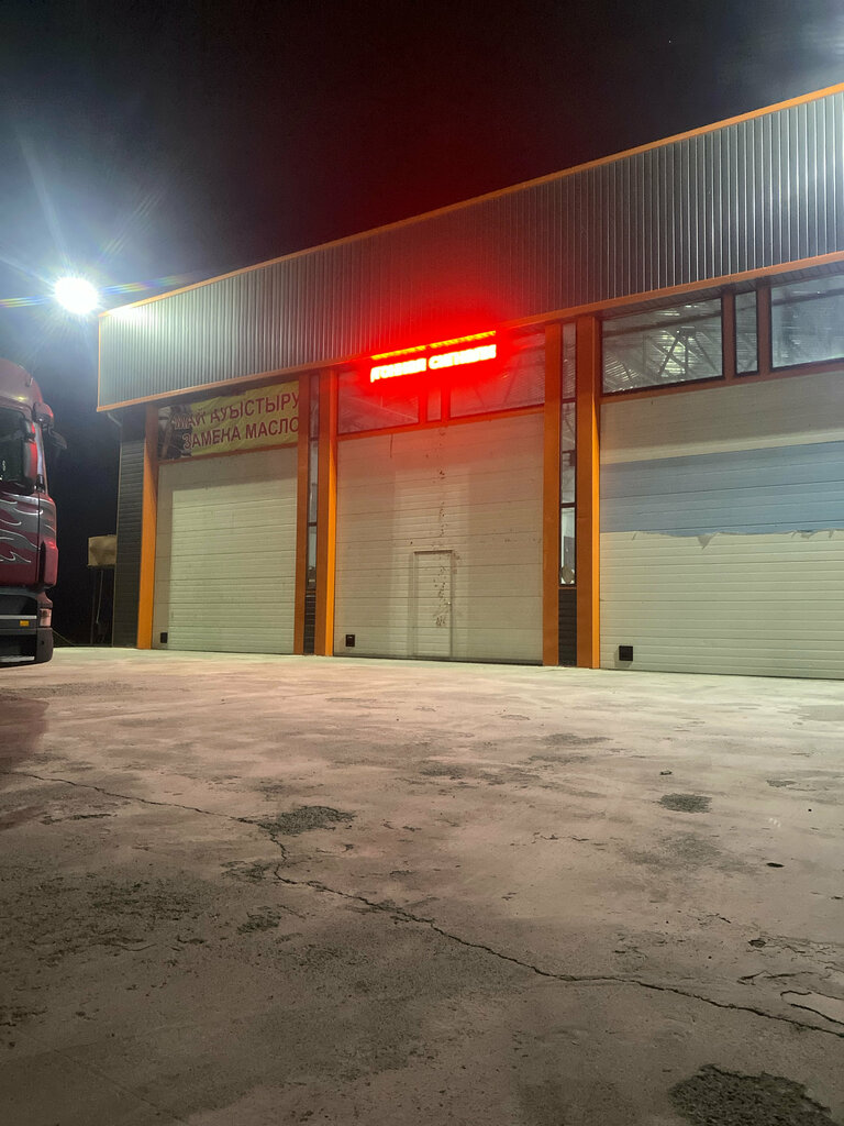 Otomobil servisi Sto, Türkistan eyaleti, foto