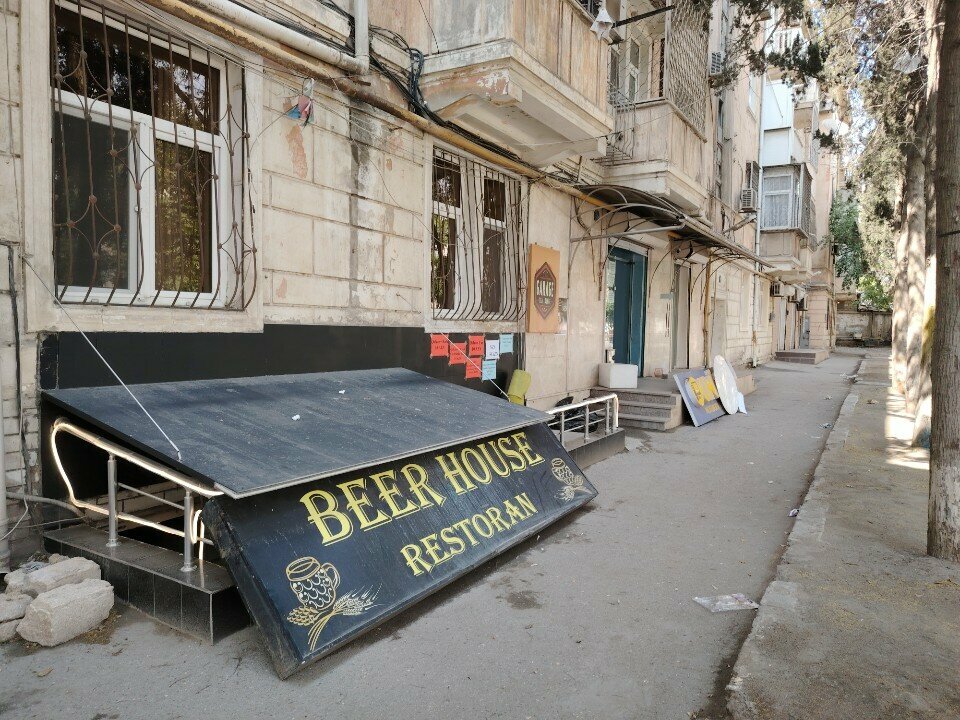 Bar Beer House Restoran, Bakü, foto