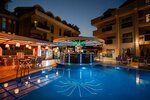 Club Karakaş (Muğla, Marmaris, Kemeraltı Mah., Kemeraltı 112 Sok., 25), otel  Marmaris'ten
