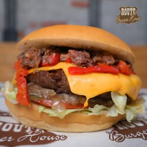 Route Burger House (Yenimah Mah., Sadri Artunç Cad., No:2, Safranbolu, Karabük), fast food  Safranbolu'dan