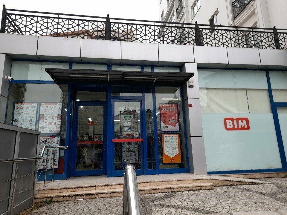 Süpermarket Bim, İstanbul, foto