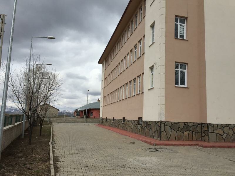 Ortaokul Yücekapı Ortaokulu, Eleşkirt, foto