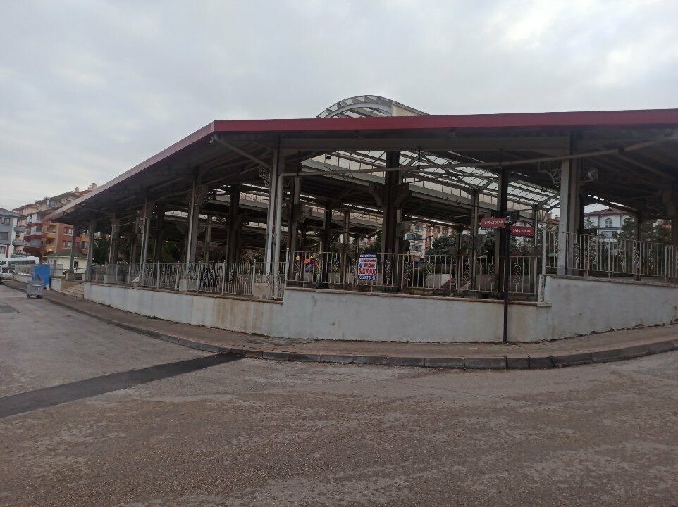 Gıda pazarı Yayla Mahallesi Pazar Yeri, Ankara, foto