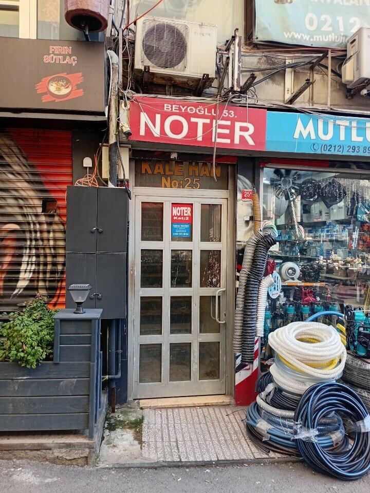 Noterler Beyoğlu 53. Noterliği, İstanbul, foto