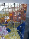 Play Ville (Astana-Qaraǵandy trassasy, 75), oyun odası  Astana'dan