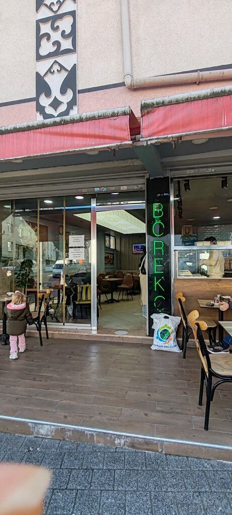 Yemek salonu, gastromarket Uğur, İstanbul, foto