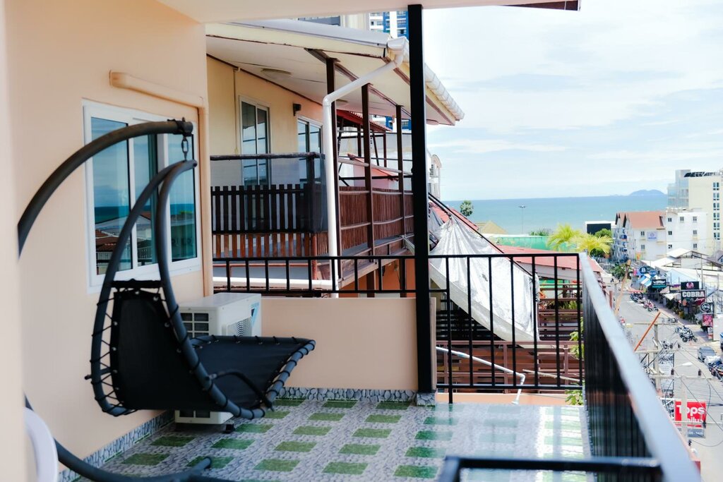 Otel Patamnak Beach Guesthouse, Pattaya, foto
