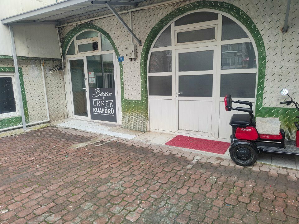 Kuaförler Beyaz Erkek Kuaförü, Bursa, foto